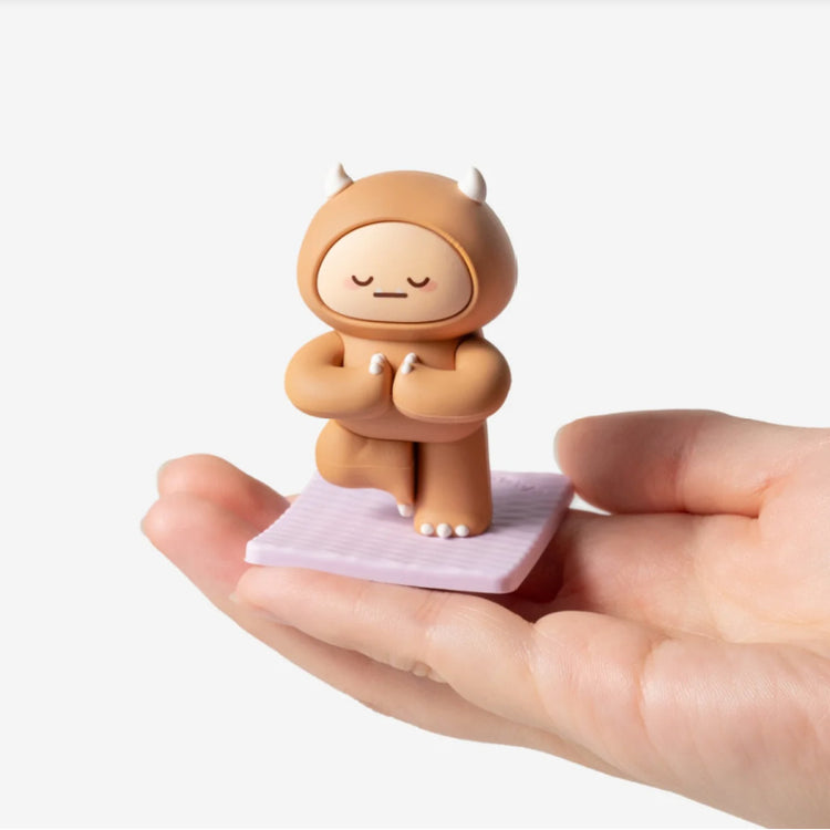 Smoko Hank Yeti Yoga Blind Box Figure at Design Life Kids