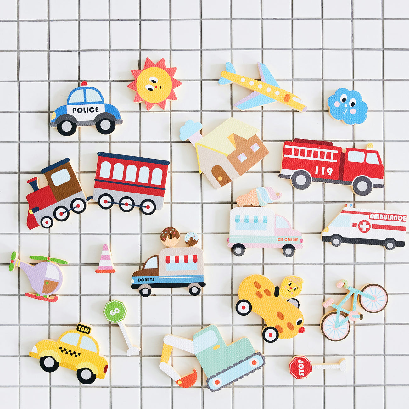 Creative Cars Bath Toy Set on Design Life Kids