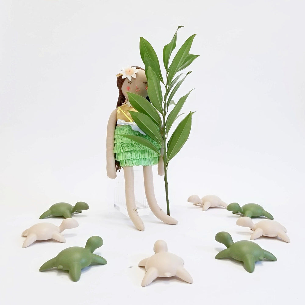 Tallulah the Hula Doll for kids on DLK – Design Life Kids